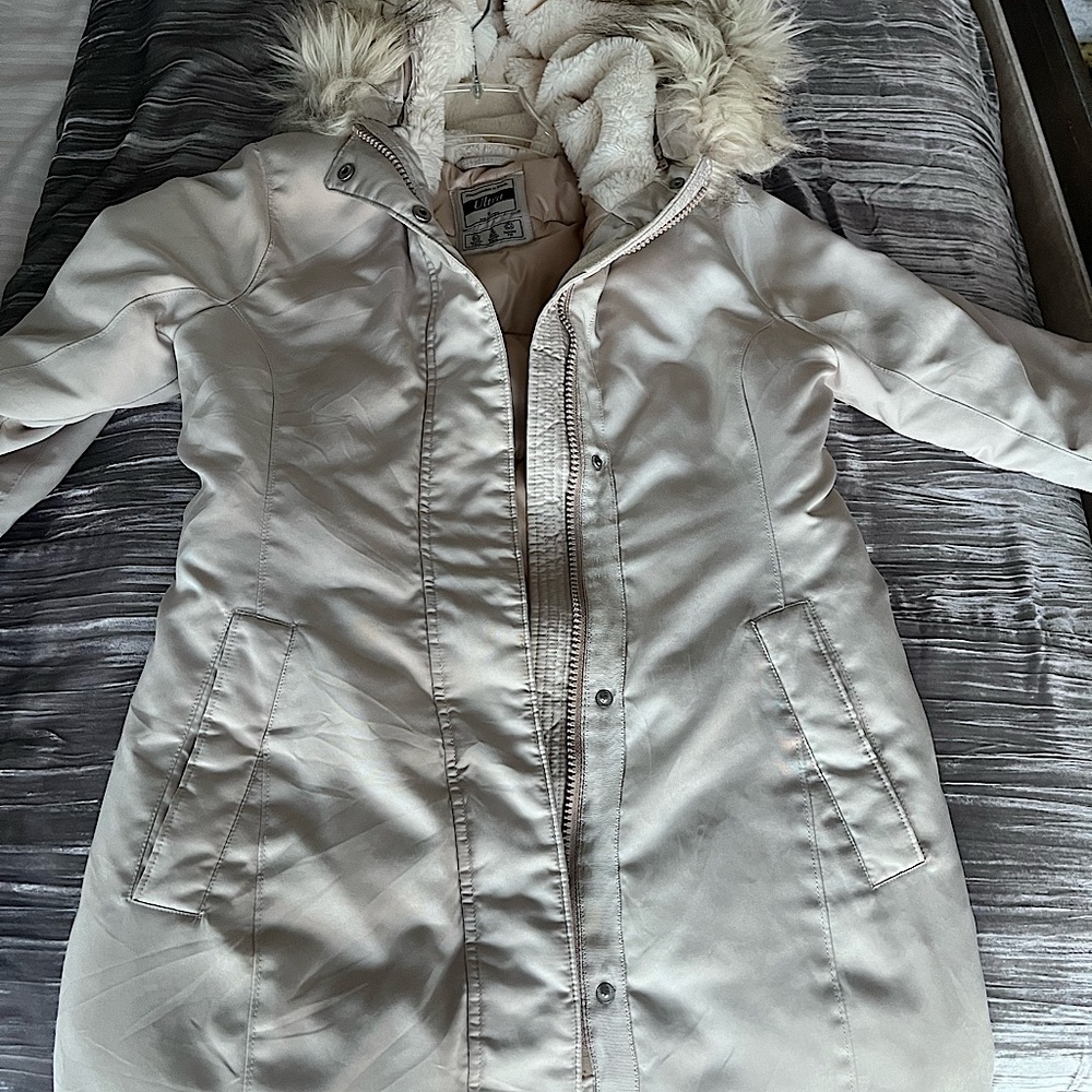 Abercrombie & Fitch Ultra Puffer Coat. - Gem